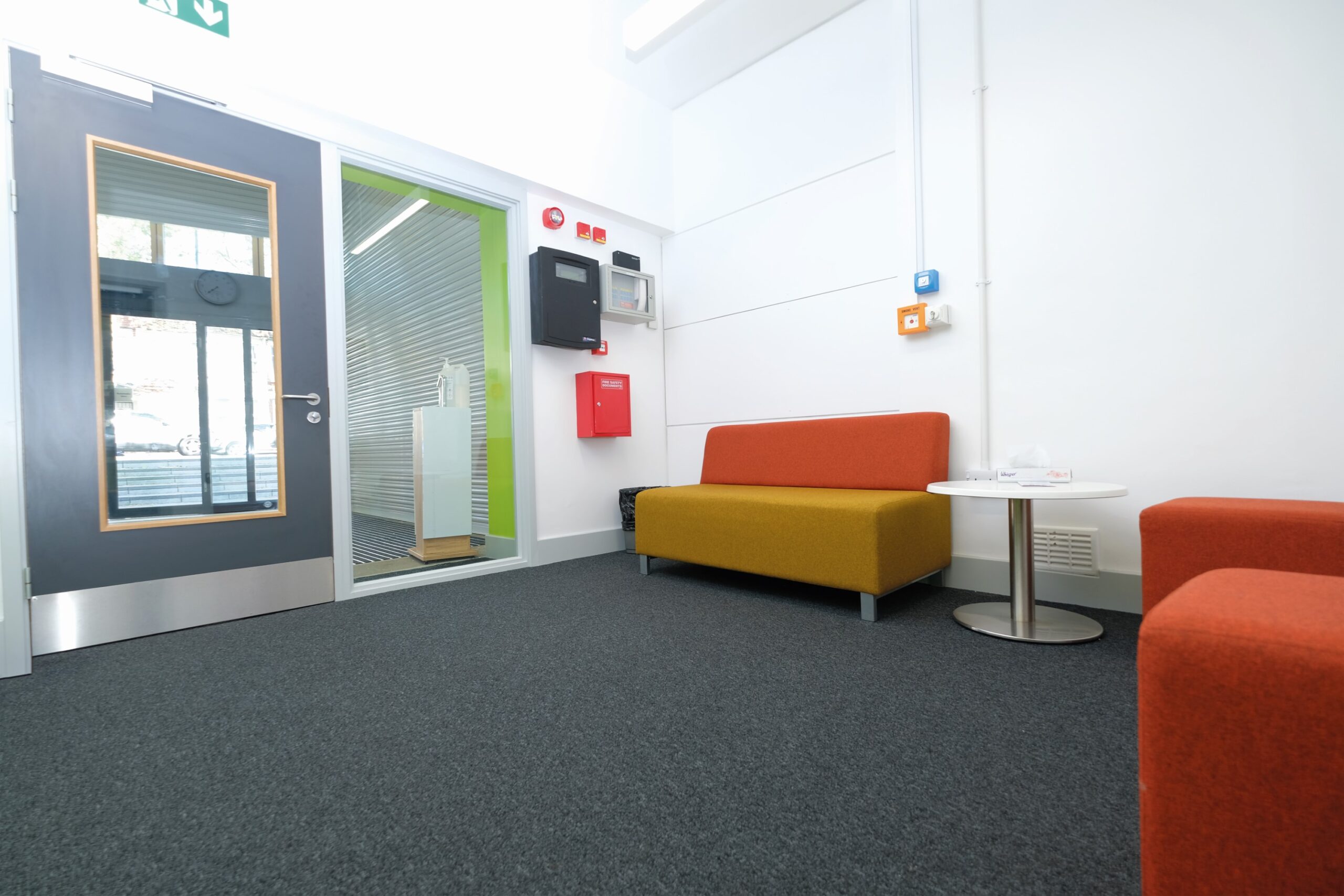 Newham 6th Form College - Woodland Corporate Interiors Ltd