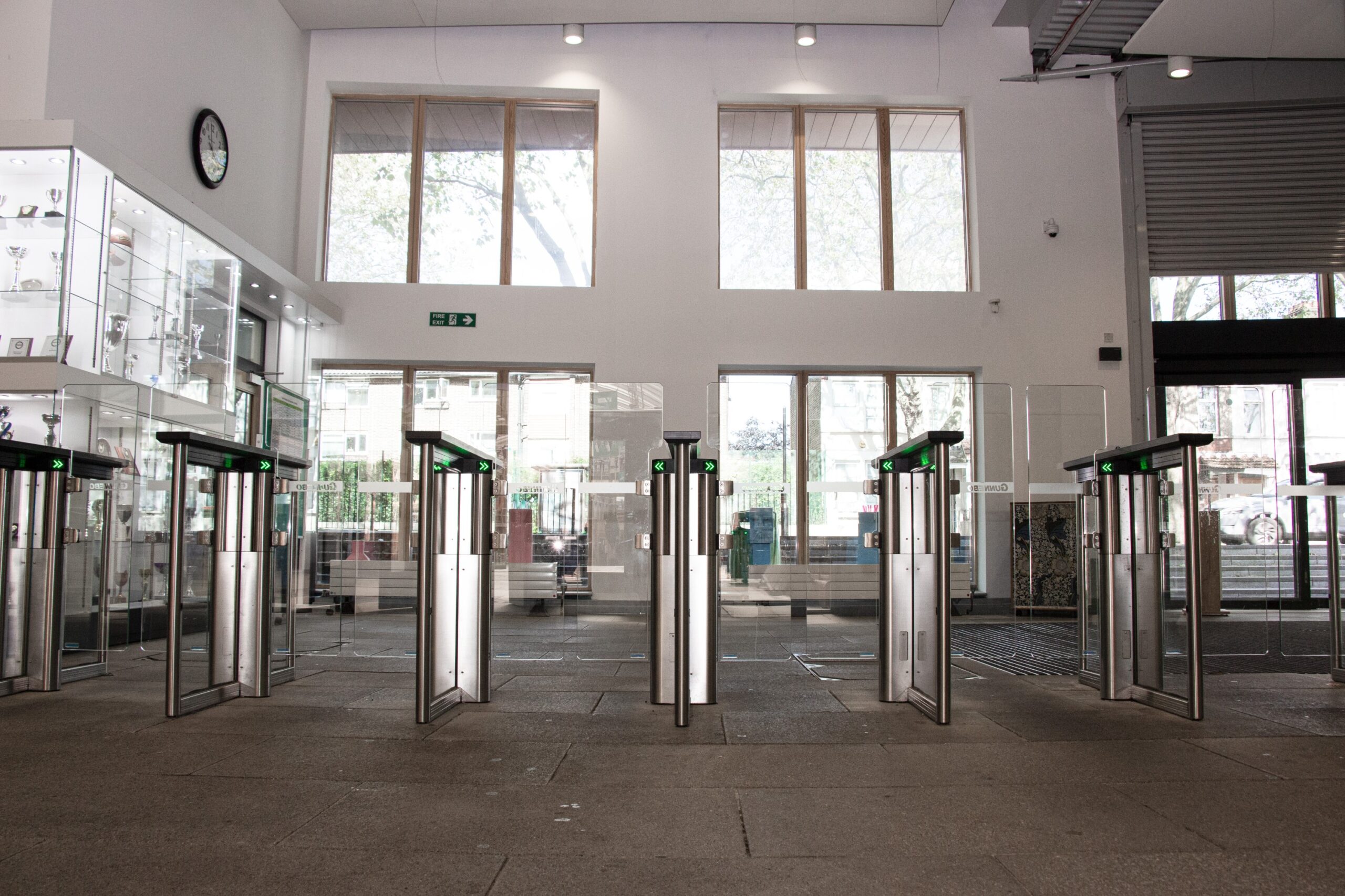 Newham 6th Form College - Woodland Corporate Interiors Ltd