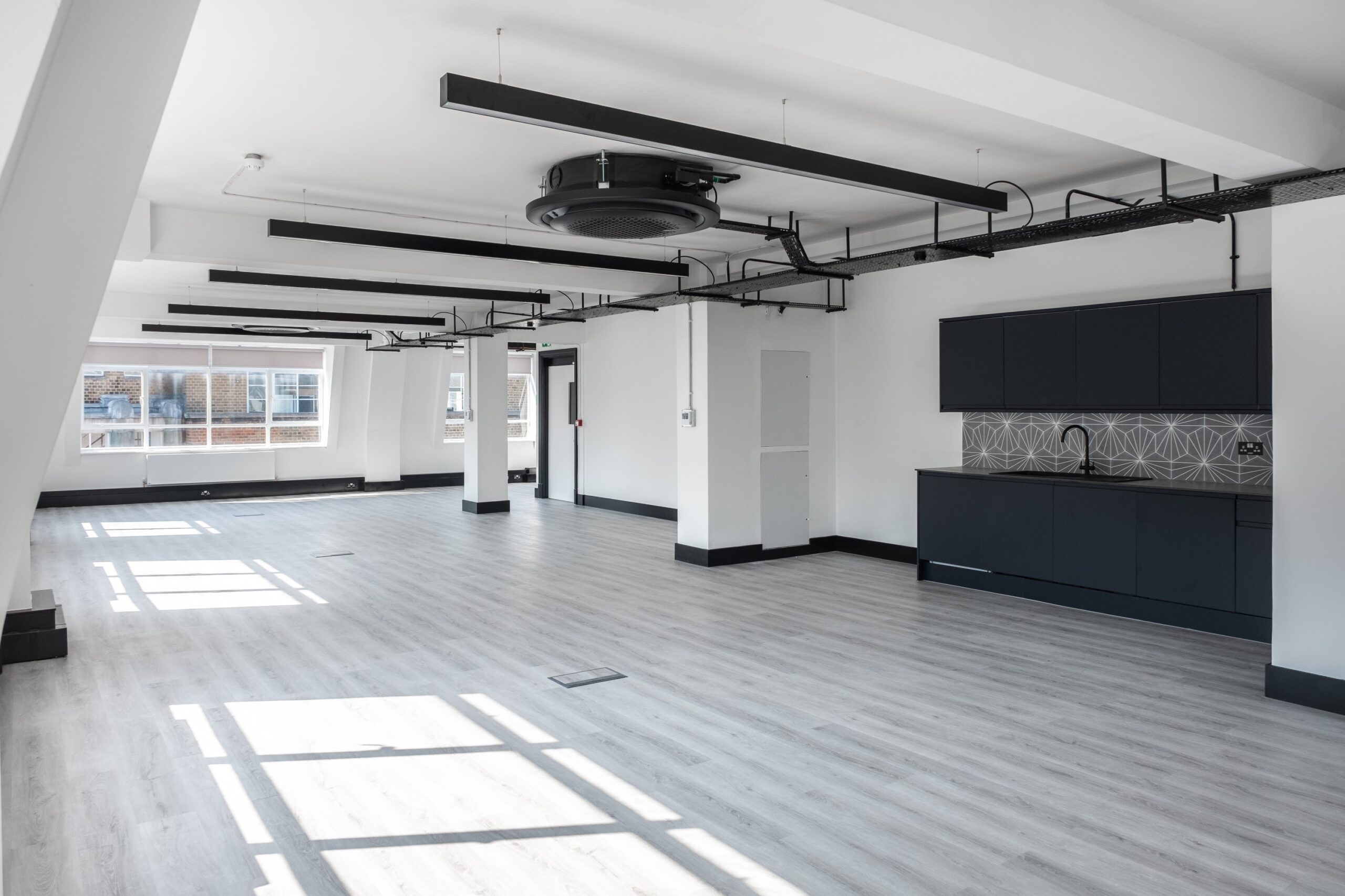 Moray House - Woodland Corporate Interiors Ltd