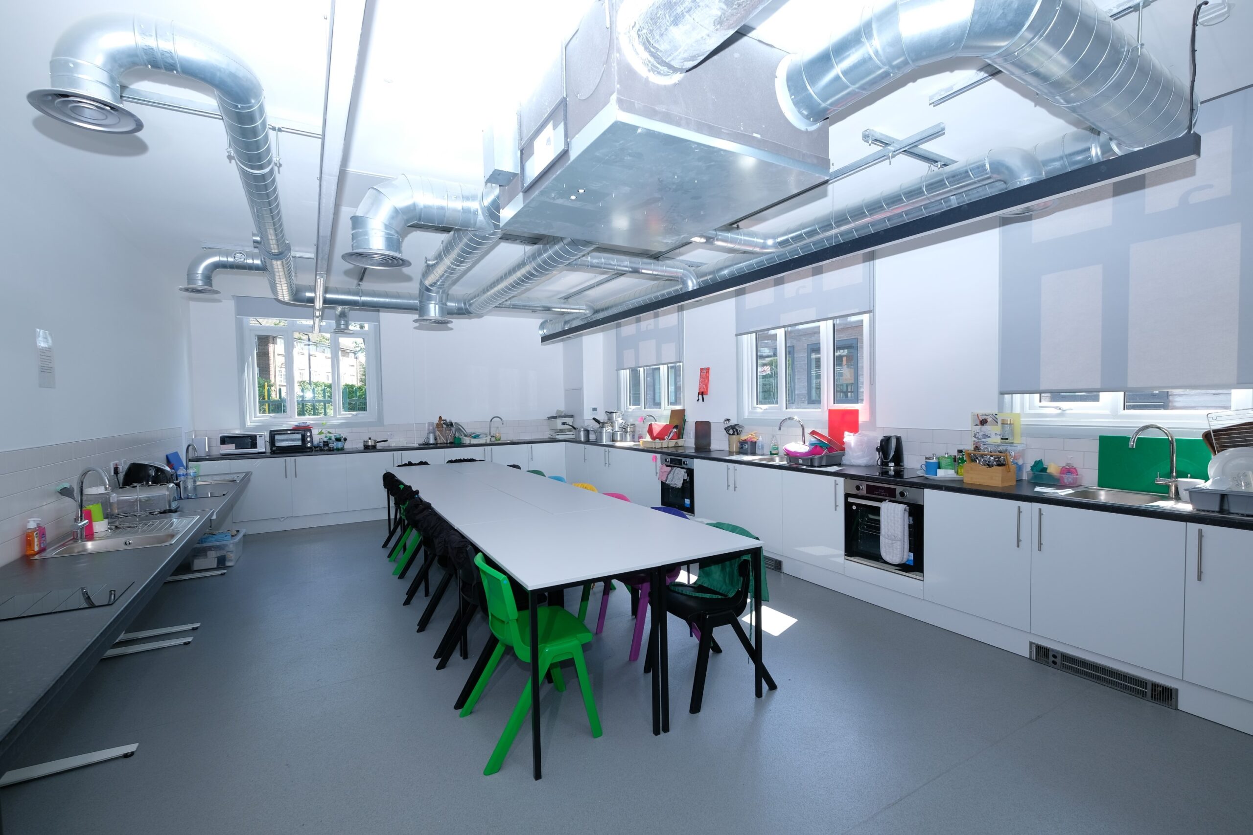 Newham 6th Form College - Woodland Corporate Interiors Ltd